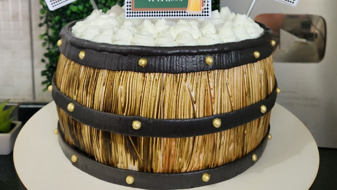 BOLO BARRIL DE CHOPP 🍻 | BOLO BOTECO | ATELIÊ DOCE - LIDIANE OLIVEIRA ...