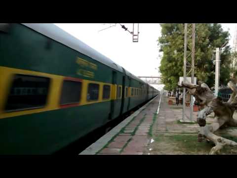 12612 Nzm Mas garib rath blast - YouTube