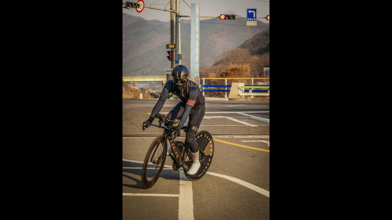 PCW Blur 633 V3 Hub replacement, tactic hub - YouTube