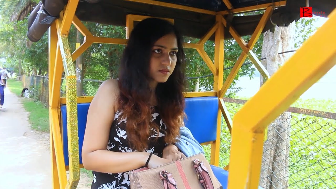 Rickshawala aur ladki mein kyun huyi bahes | Short Film | Binjola Films - YouTube