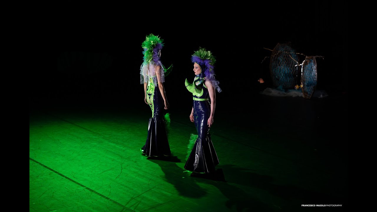 Know yourself. - burlesque act by Cherry & Carmilla. - YouTube