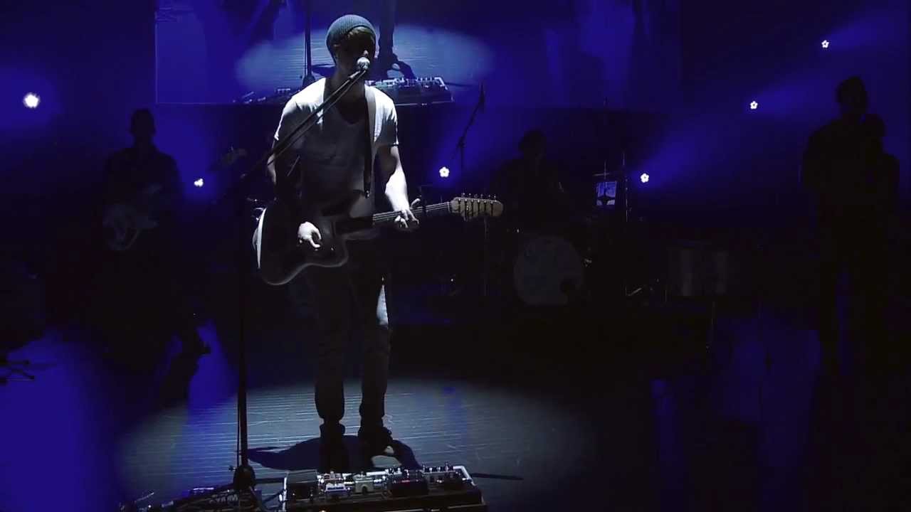 Muse - Madness LIVE (Cover) - YouTube