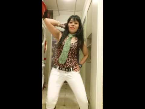 Claudya Ayu-Goyang Aw Aw