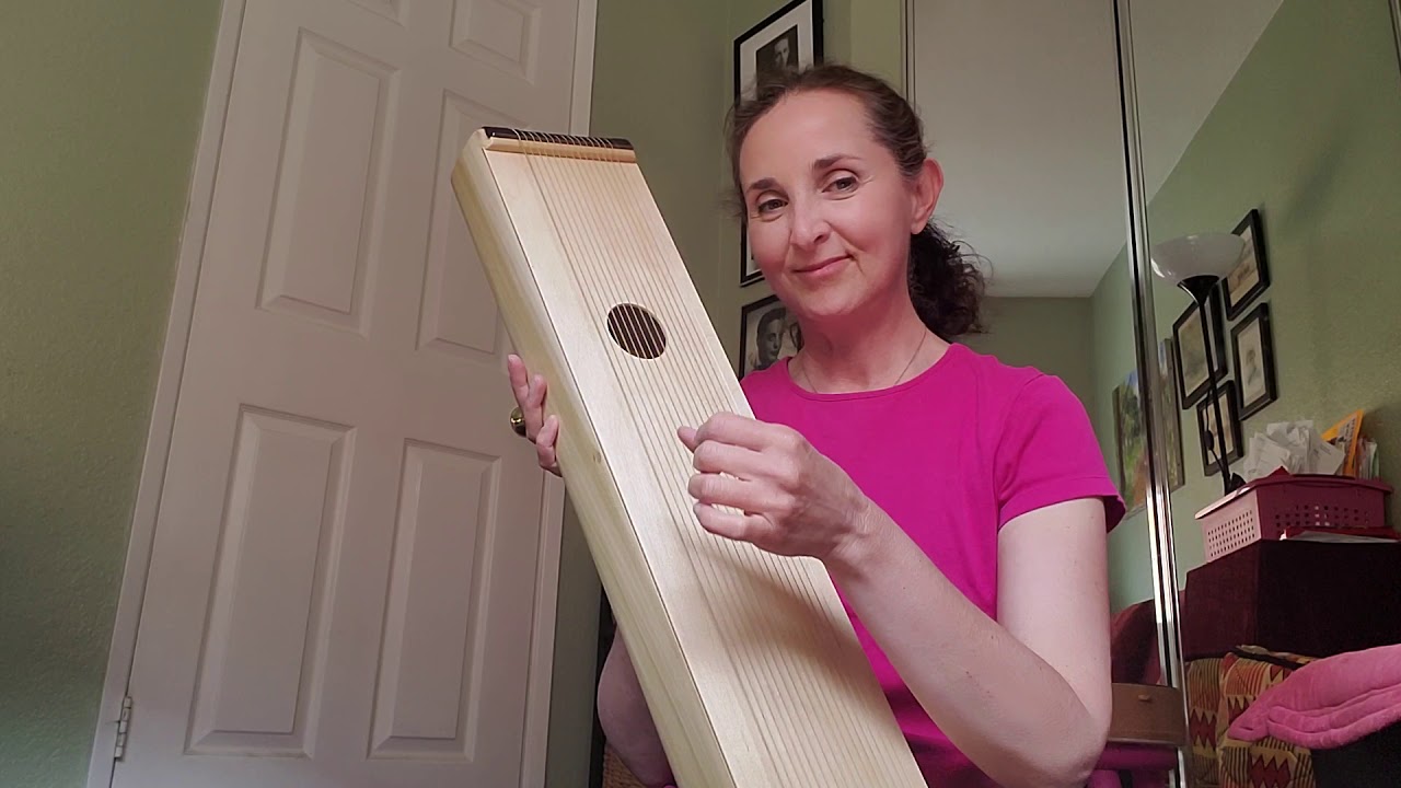 Mindful Moments with Maria Simeone:Gratitude Meditation - YouTube