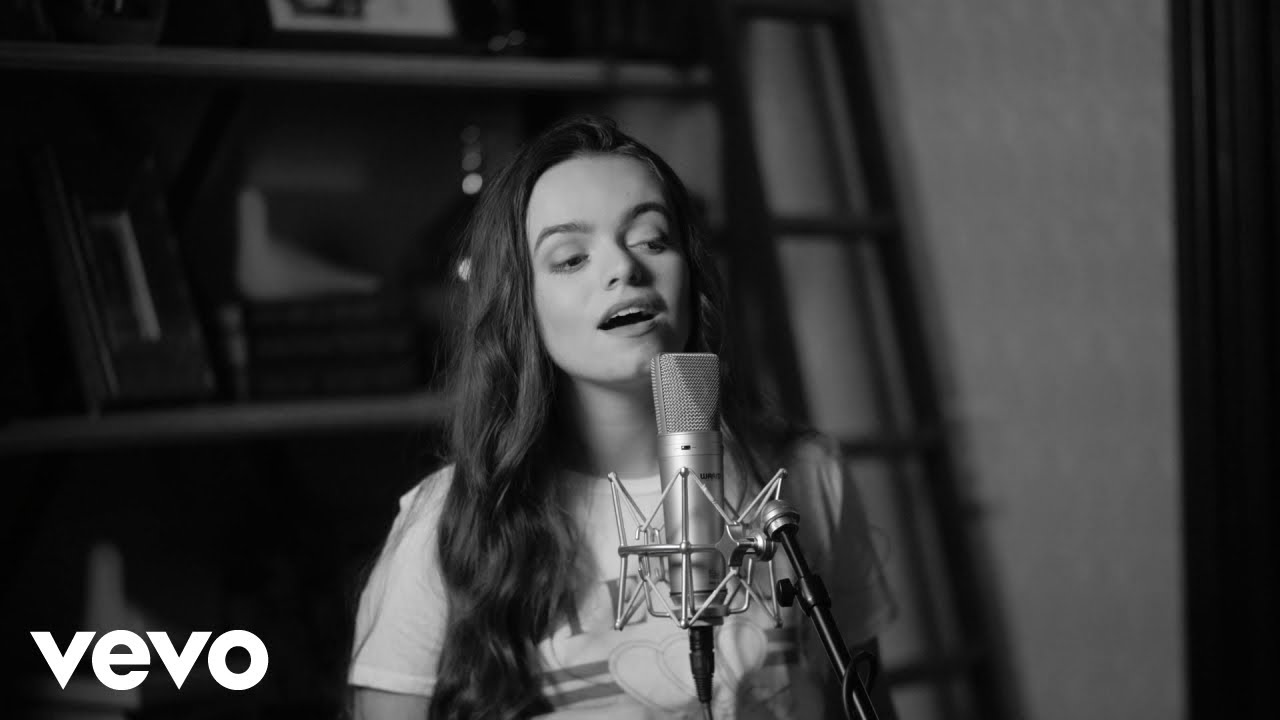 Taylor Castro - Where Are You Going (Acoustic) - YouTube