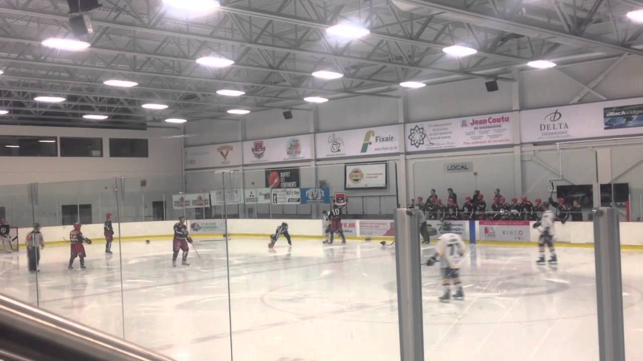 Simon rizk vs marc-antoine chretien - YouTube