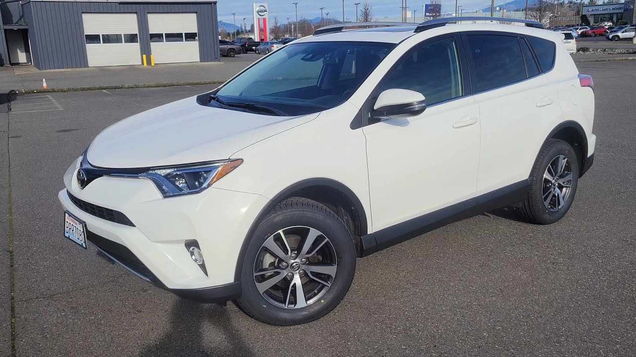 Pre-Owned 2017 Toyota RAV4 XLE AWD in White - YouTube