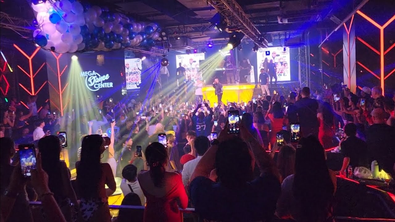 ANDREW E. LIVE SHOW @ MEGA DANCE CENTER ANGELES PAMPANGA 2023 - YouTube