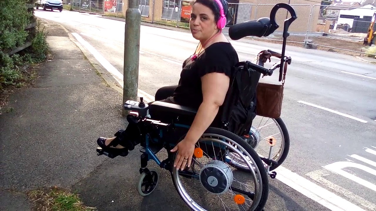 Alber e-fix 25 on Slopey Pavements! - YouTube