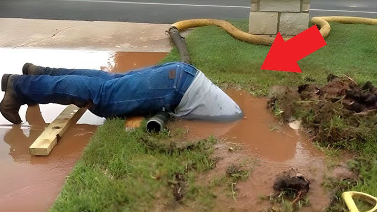 TOTAL IDIOTS AT WORK STUPID FAILS / Bad Day At Work / Like A Boss ...