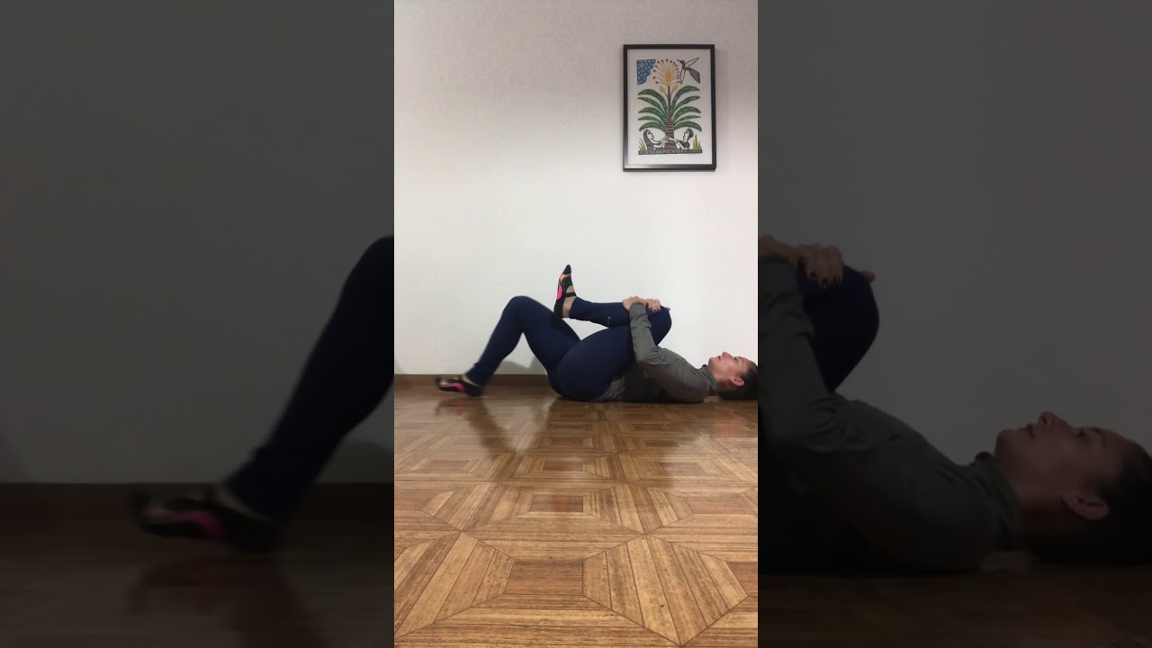 Alongamento piriforme e glúteo - YouTube