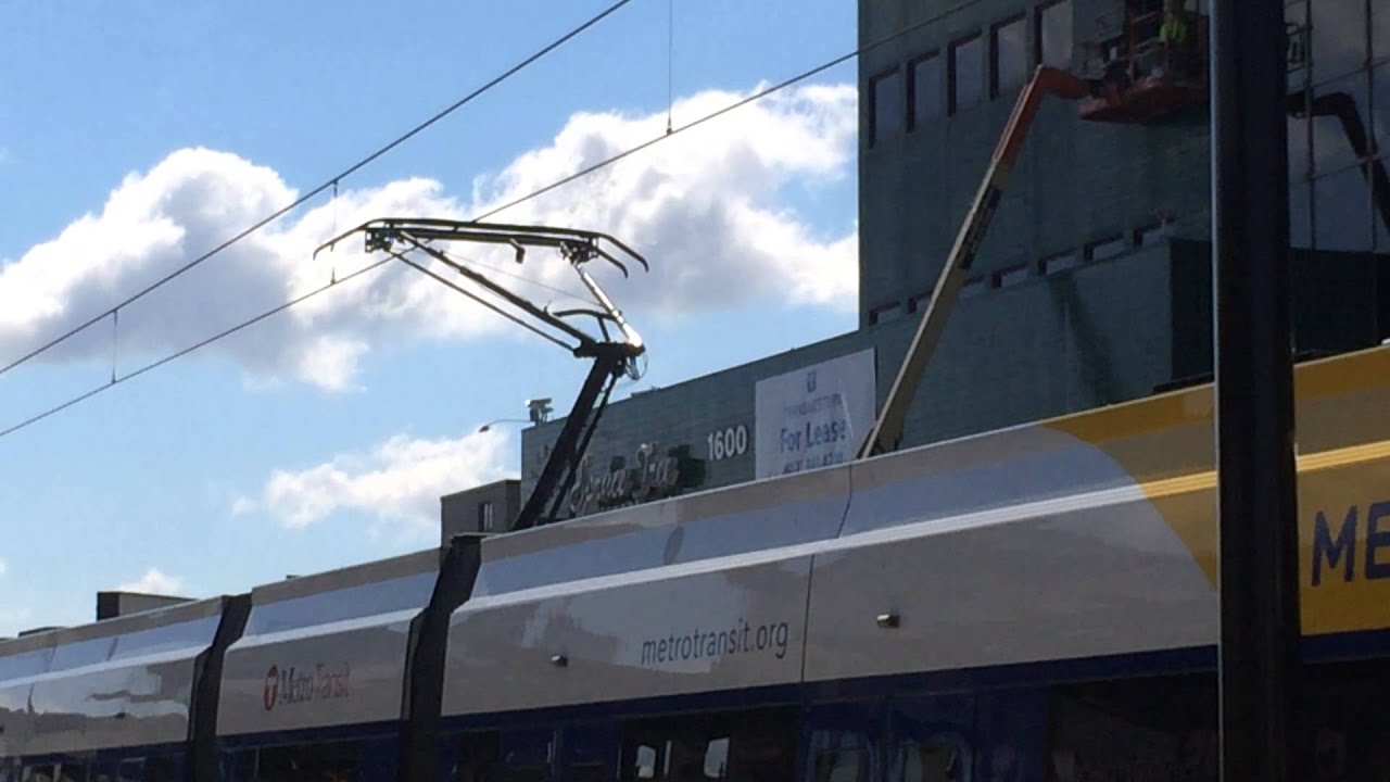Green Line power fail! - YouTube
