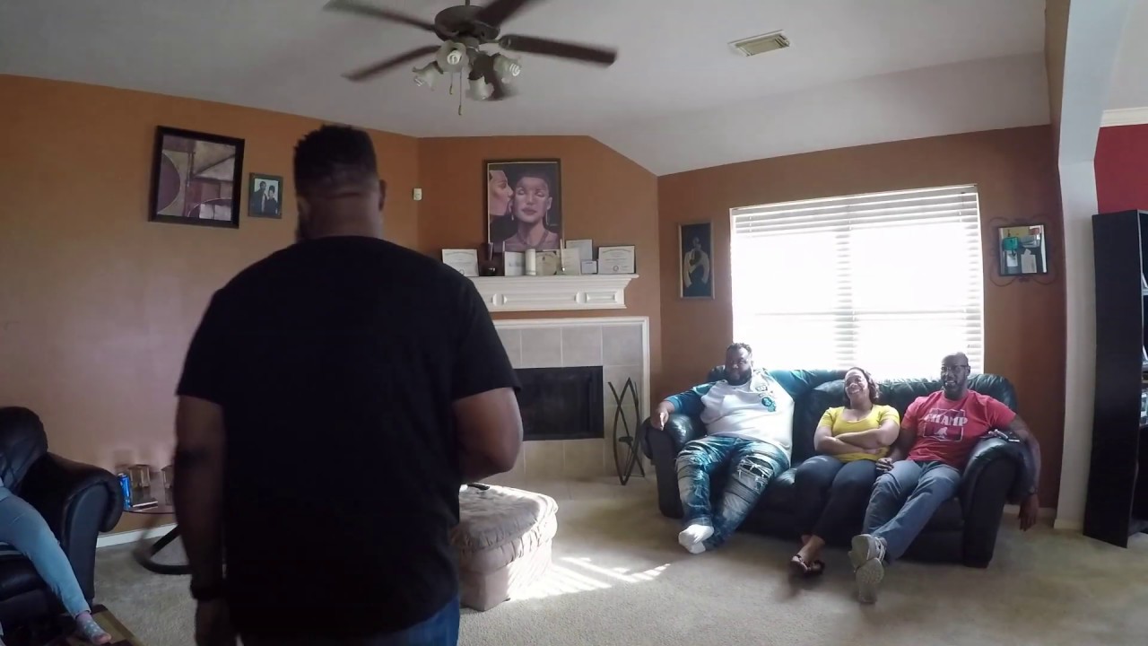 Fart Spray Prank On Family!!!! [HILARIOUS] 🤣🤣🤣 - YouTube