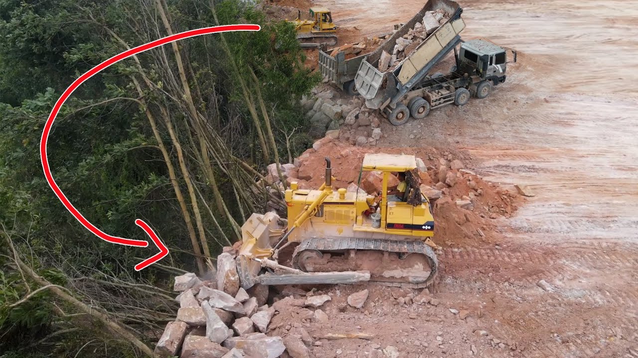 Part.137| Wonderfully Technique Of Dozers D65E Ft D61EX Push Stone To ...