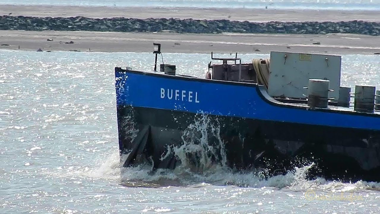 GMS BÜFFEL DH3792 MMSI 211514670 riverbarge inland freighter ...