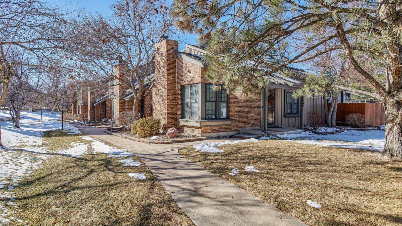 8140 E Phillips Circle, Centennial, CO - YouTube