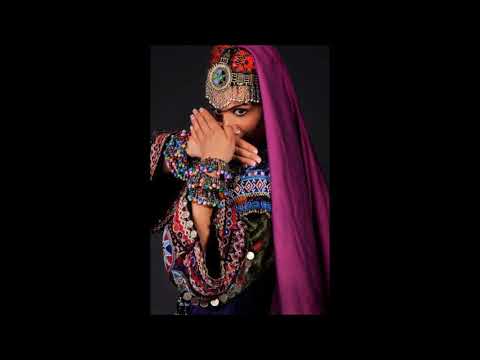 Negina o Negina Nishasta Sare نگینه او نگینه نشسته سر زینه