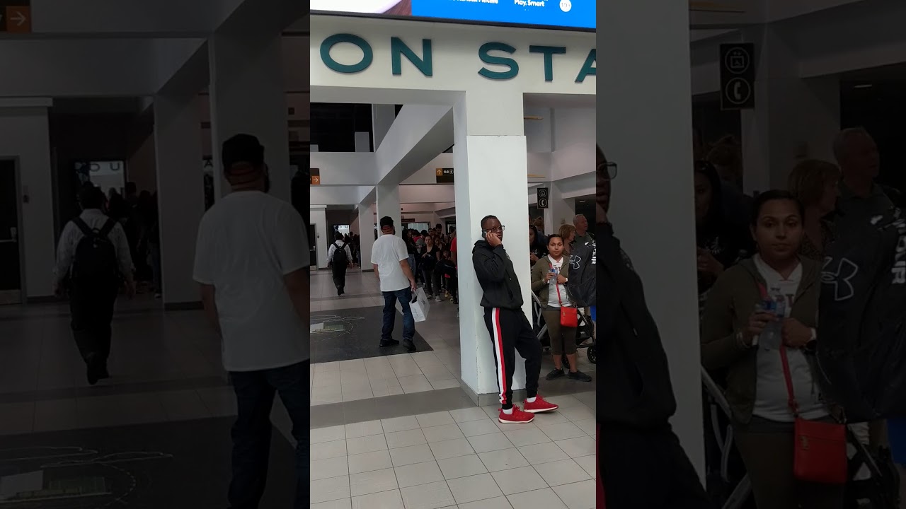 long line UP Express - YouTube