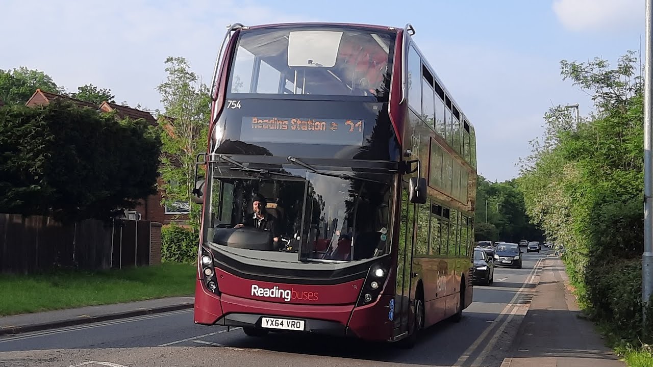 Reading Buses ADL Enviro400 MMC 754 (YX64VRO) On Route 21 To Reading ...