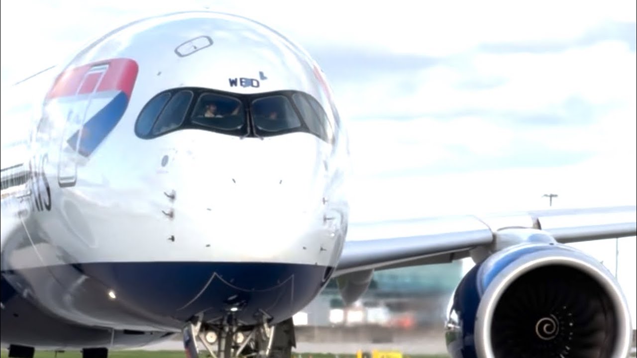 The most beautiful commercial aircraft in the world - YouTube