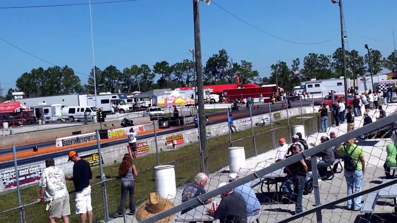 Drag race Bradenton, FL.... Suzuki vs Kawasaki - YouTube
