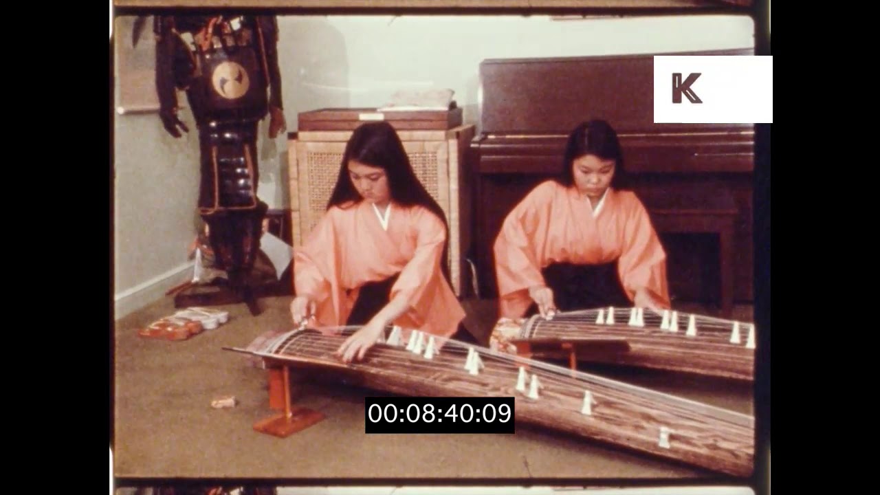 Japanese Women Playing the Koto, 1970s, 1980s, HD - YouTube