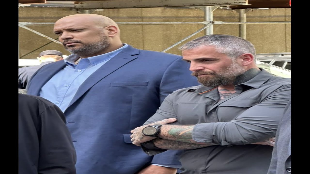 MAGA Journalist, Oreo Express, Calls Heroic Capitol Police Traitors ...