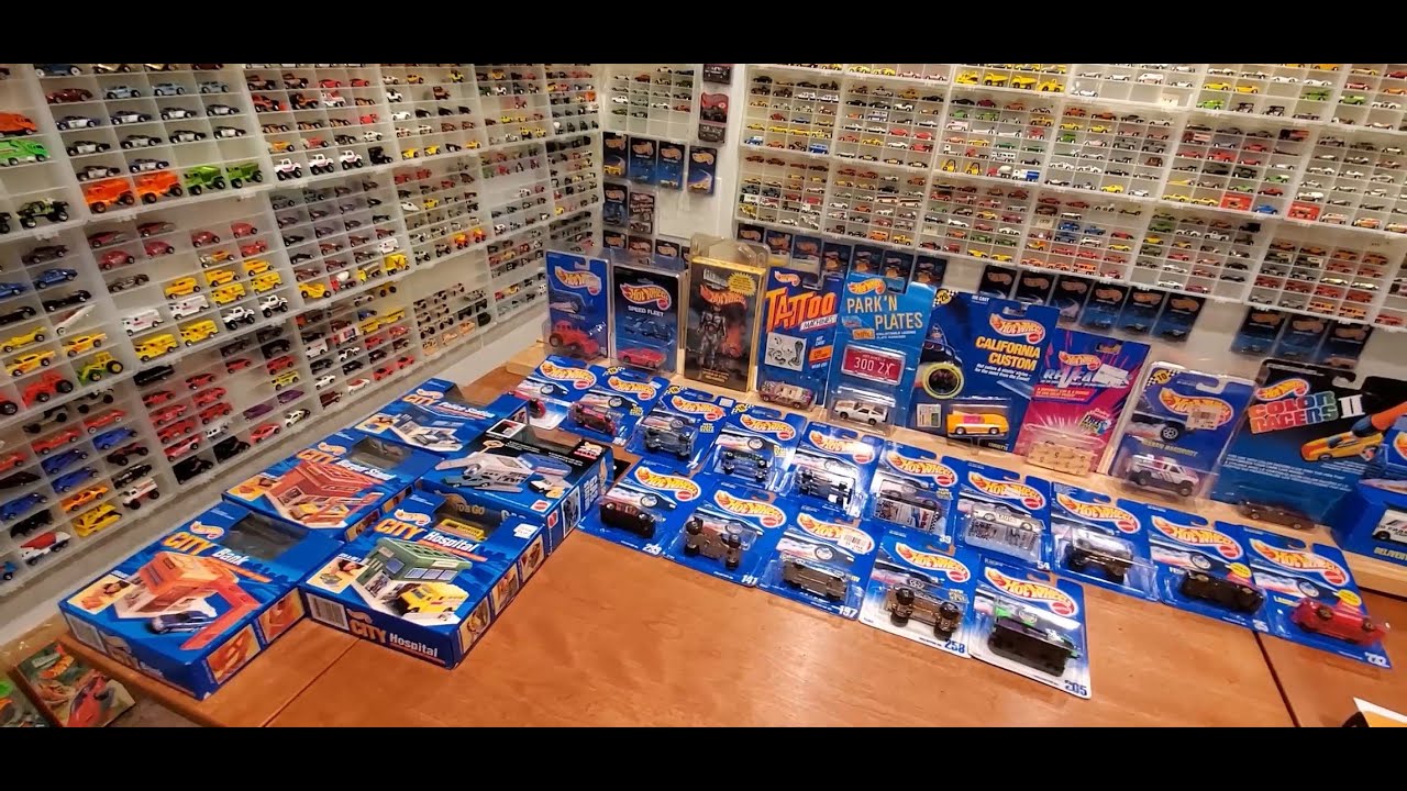 1990 to 1995 Hot Wheels - Blue Card Series Collector #1 to #274 ...
