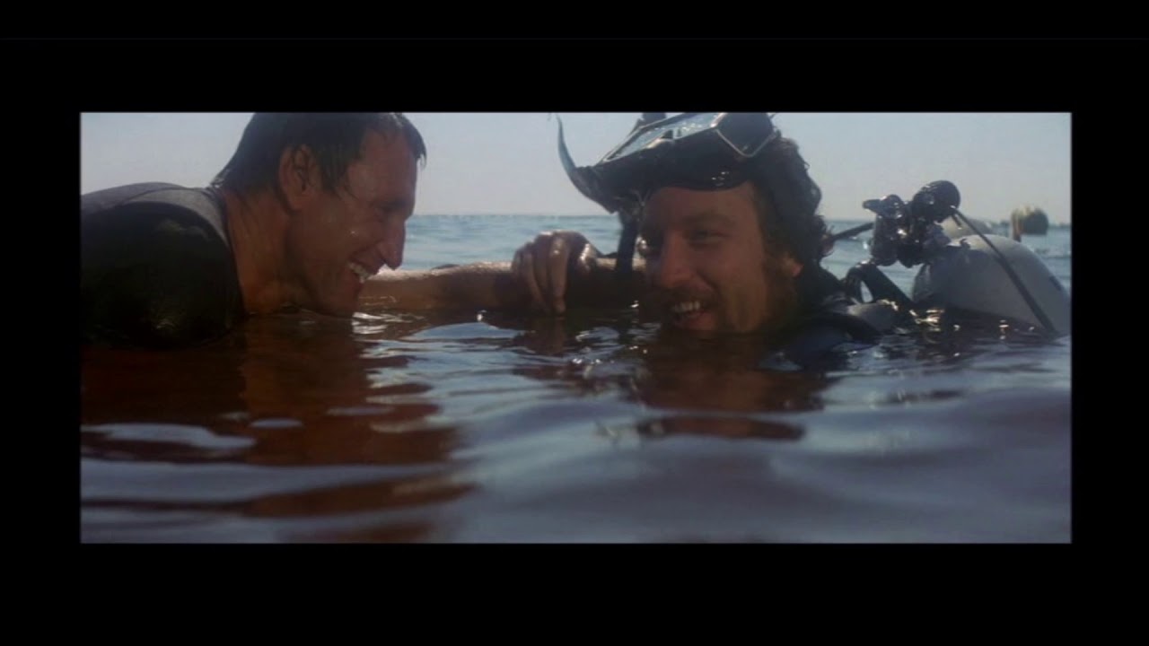 John Williams - 27 Jaws (End Title) - YouTube