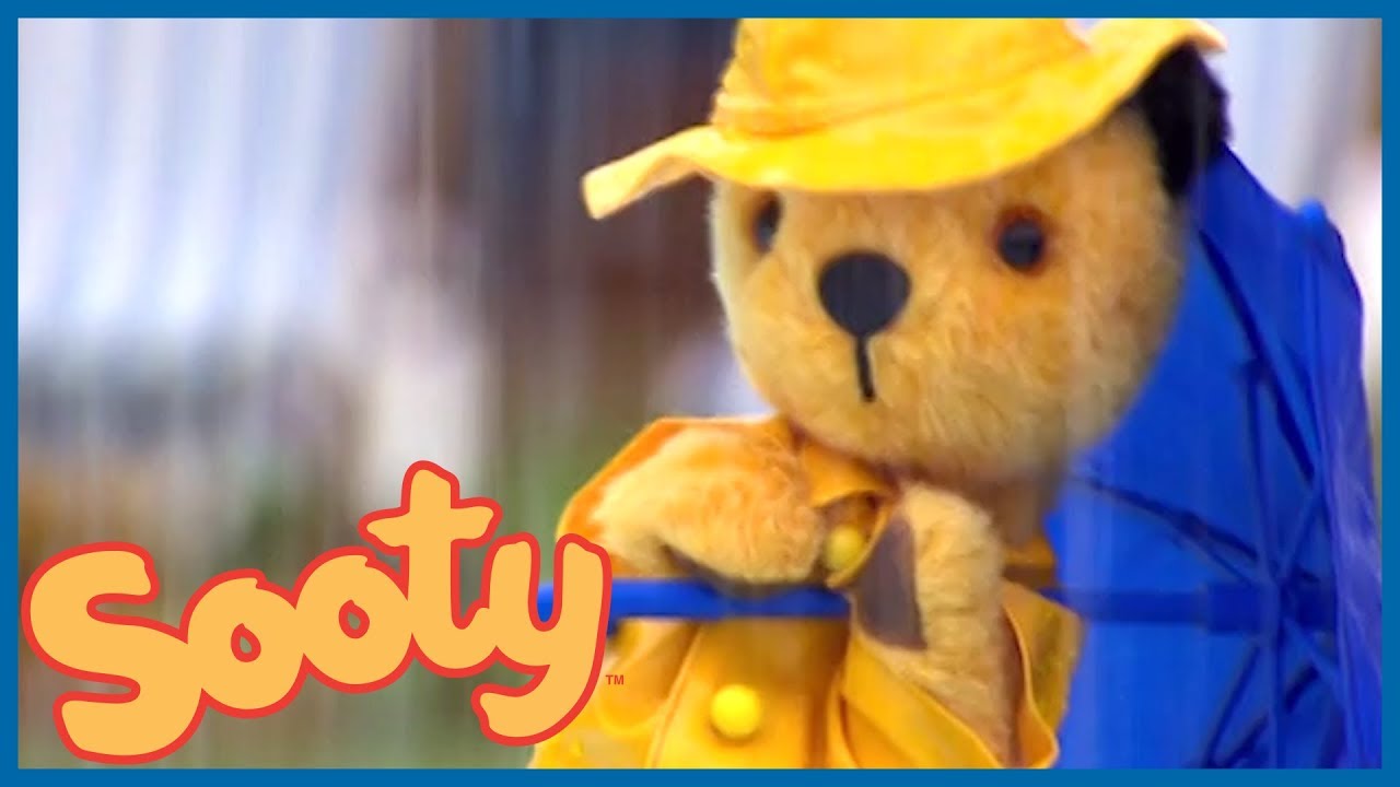 What a Rainy Day! | The Sooty Show - YouTube