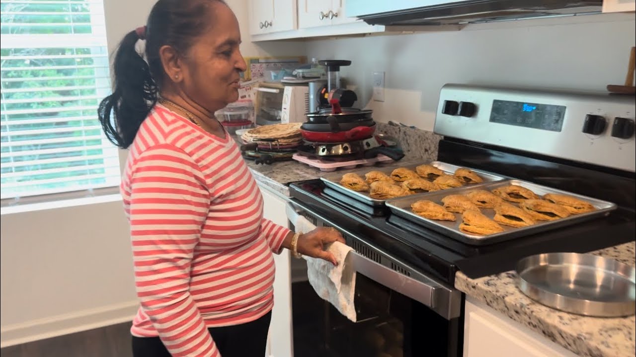 Puff ni easy recipe, papa e kari kheti #vandanavlog - YouTube