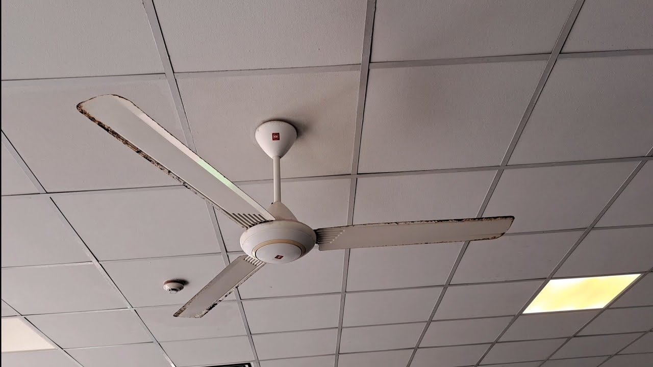 KDK Ceiling Fan M60SG/M60WG - YouTube