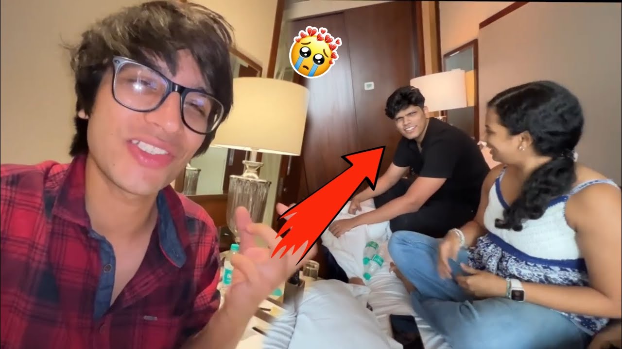 Sourav Joshi ko kya bol Diya @Mythpat ne 😱😱 ||#souravjoshivlogs @Mythpat - YouTube
