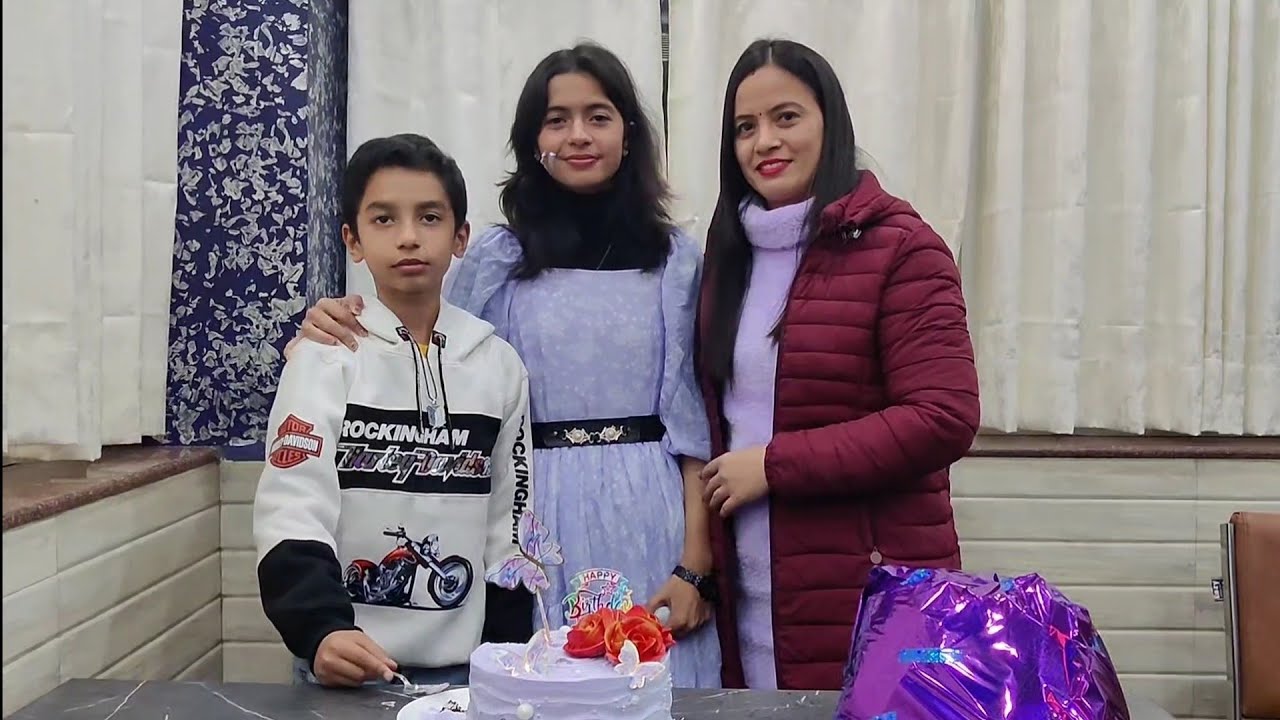 Mistey ka birthday celebration 🎉 Aur mile itne sare gifts 🎁😊 - YouTube