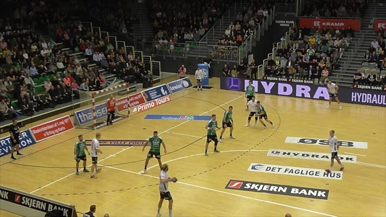 Playing 7 against 6 - from the Danish league 2019/ 20 - YouTube