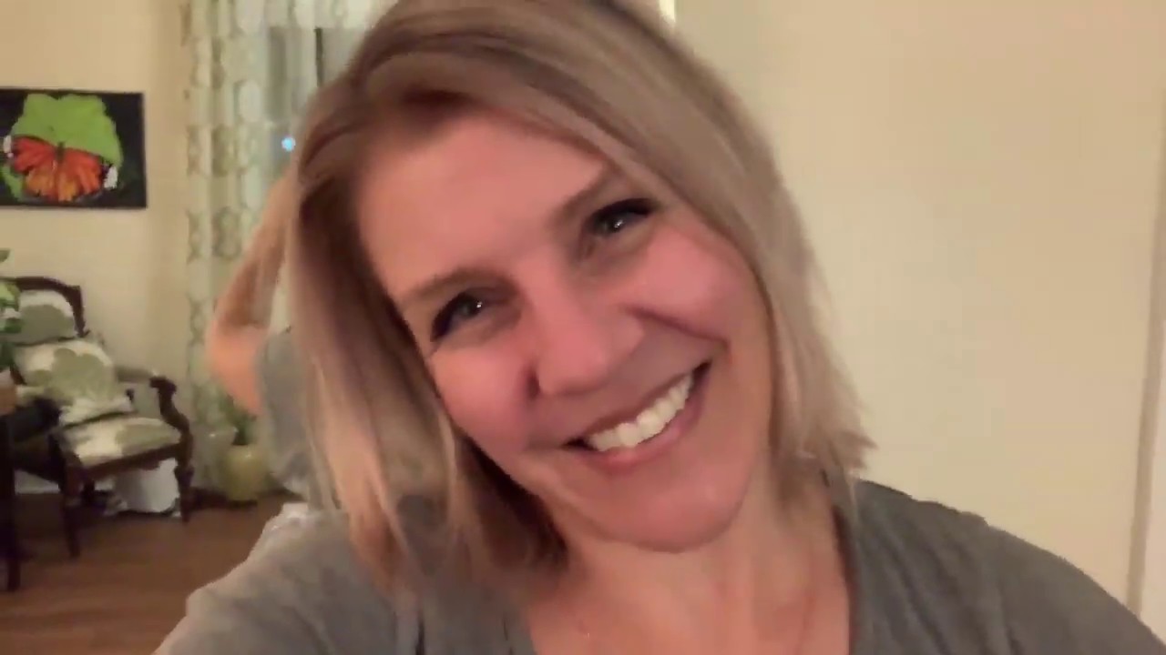 Marianne Sierk and Todd Youngman Are Doing Stand Up Comedy - YouTube