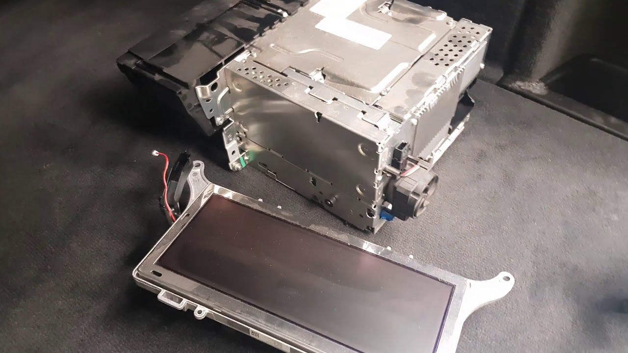 BMW E70 CCC to NBT retrofit , www.bmwtuning.hu - YouTube