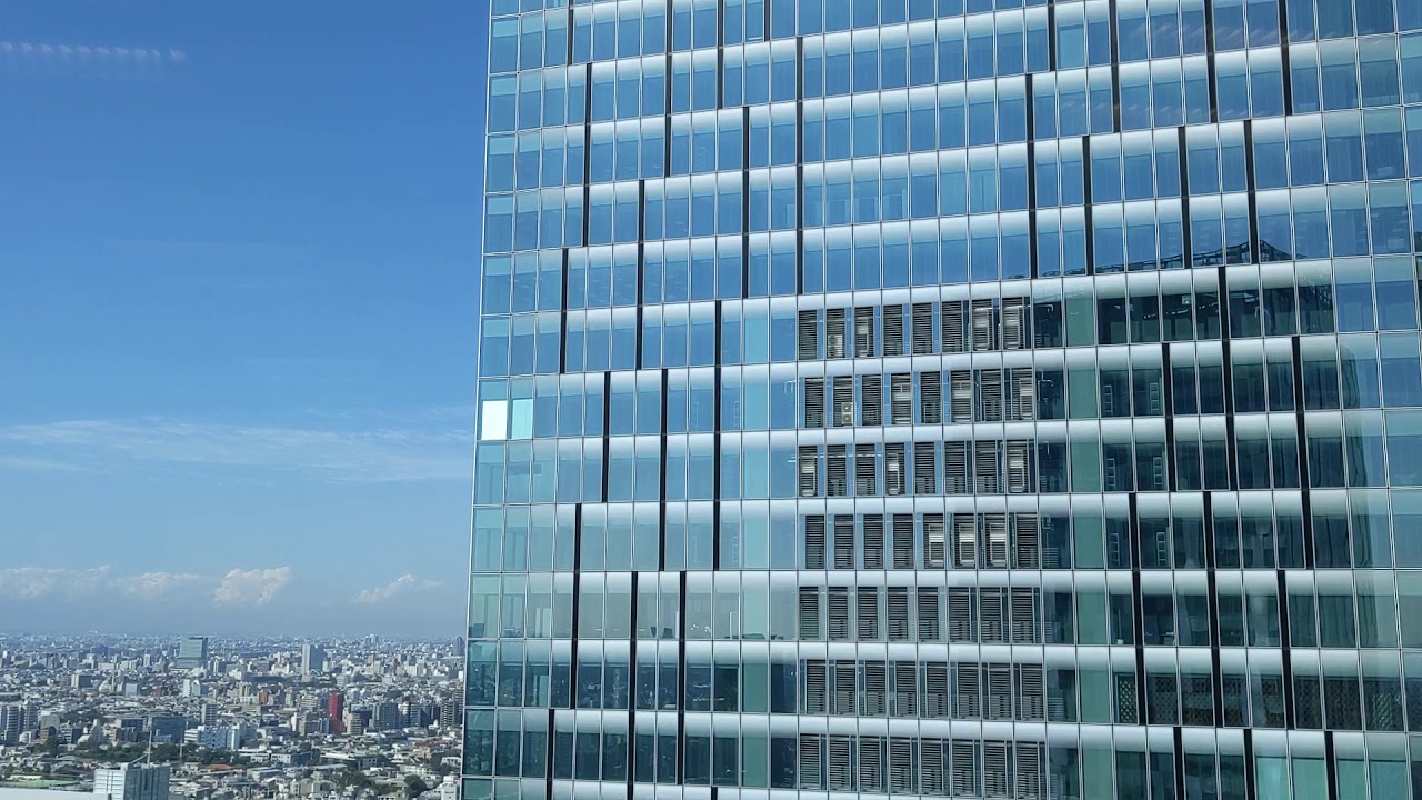 Shibuya skyscraper window flickering - YouTube