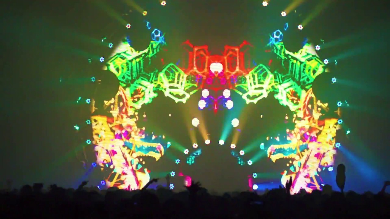 Microdose VR @ Freestyle 2017 with Android Jones + Bassnectar - YouTube