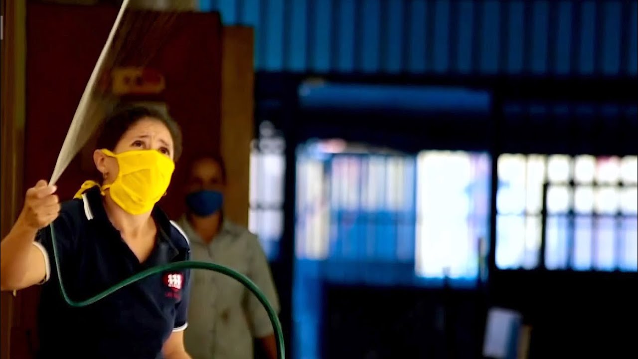 Venezuela's school year opens with virtual learning - YouTube