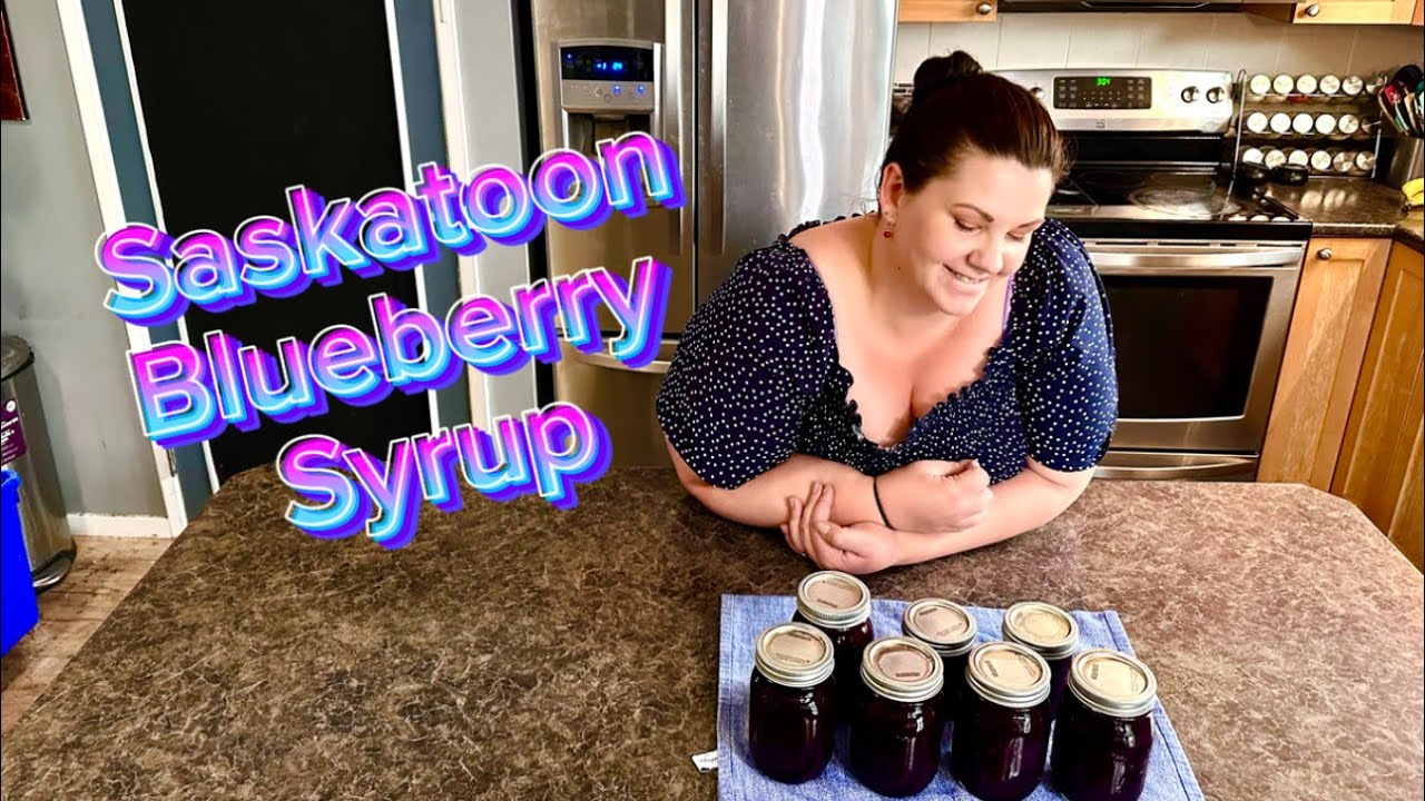 Saskatoon blueberry syrup! - YouTube