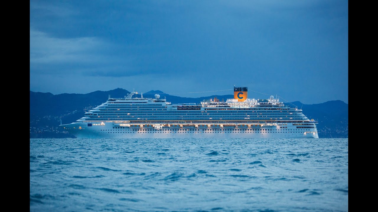 Costa Diadema_ La nave più grande italiana: Sguardo all'interno - YouTube