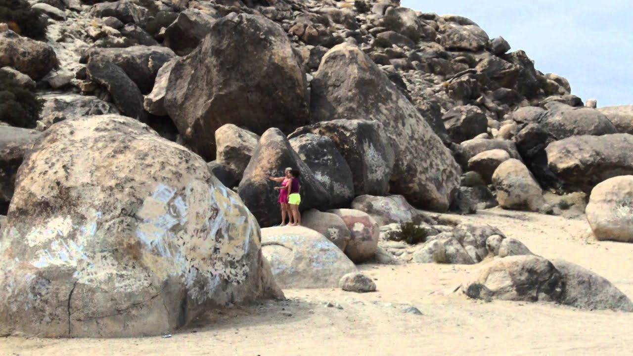 Giant Rock! Landers, CA - YouTube