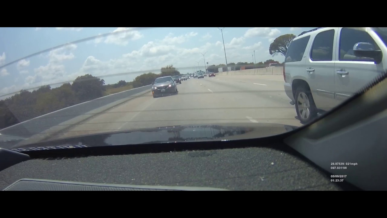 4 sept 2017 SUV rear ended on freeway - YouTube