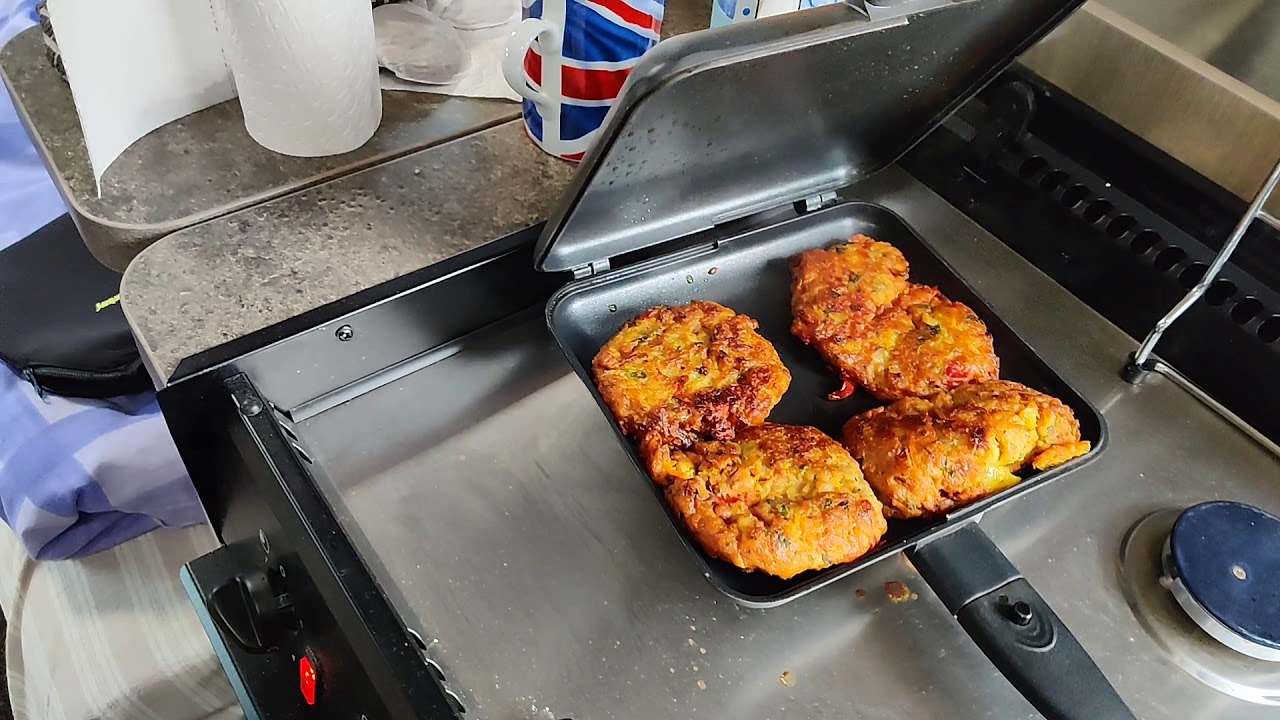 Cooking with my Ridgemonkey - YouTube