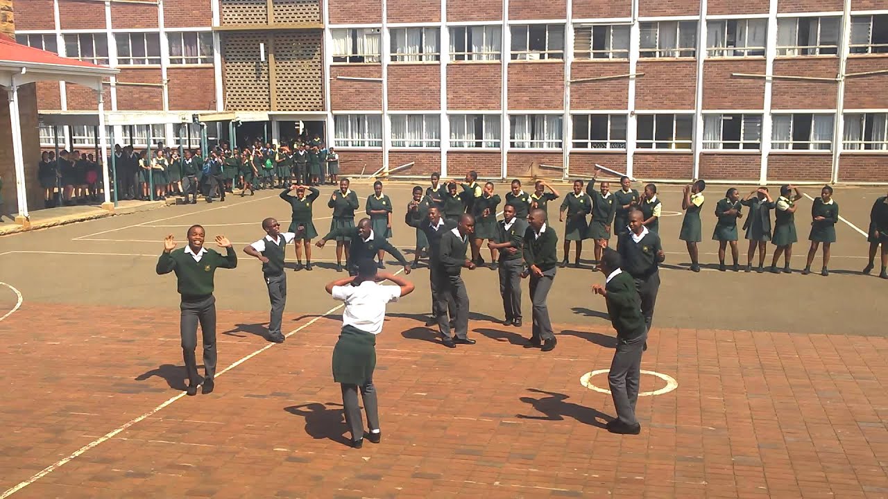 Vryheid High School 11VT Flash mob - YouTube