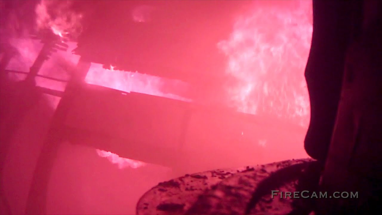 2 Deck Gun House Fire with Interior Attack - YouTube