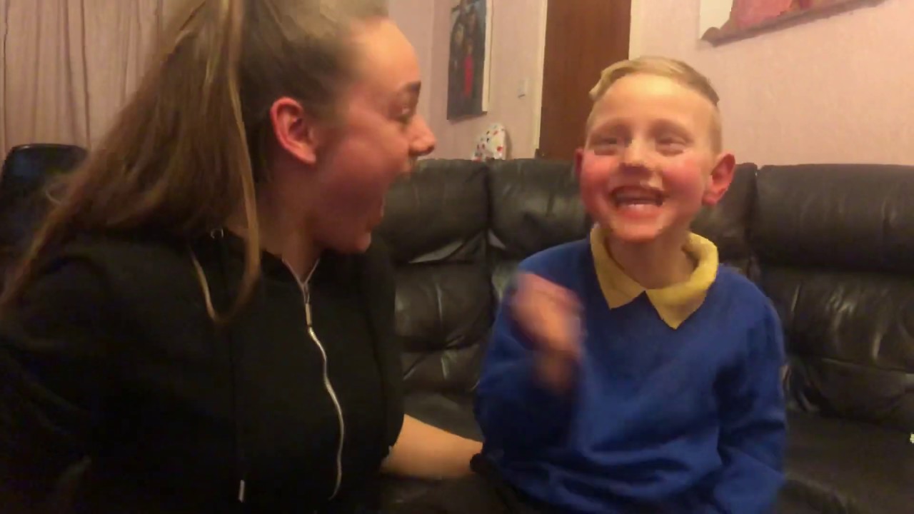 Sign along with us - Lewis Capaldi Hold me while you wait - BSL SSE ...