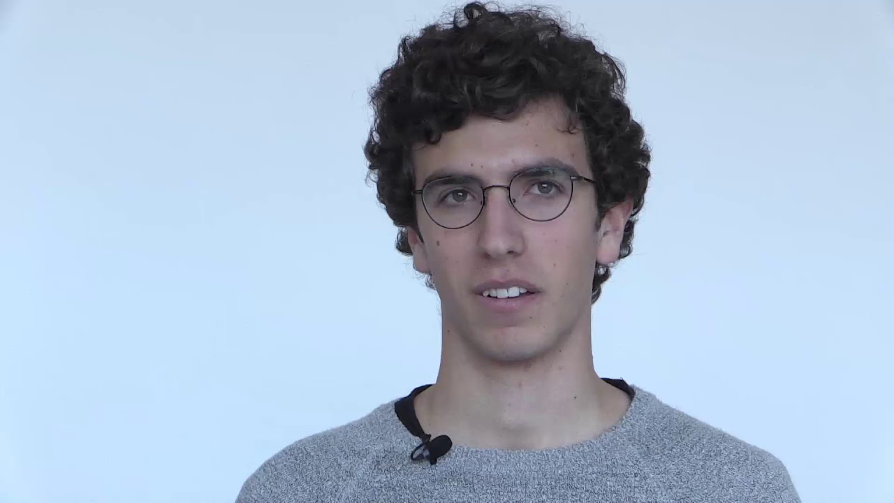 Tras finalizar el bachillerato Mario Arrue estudia 3º de Ingeniería ...