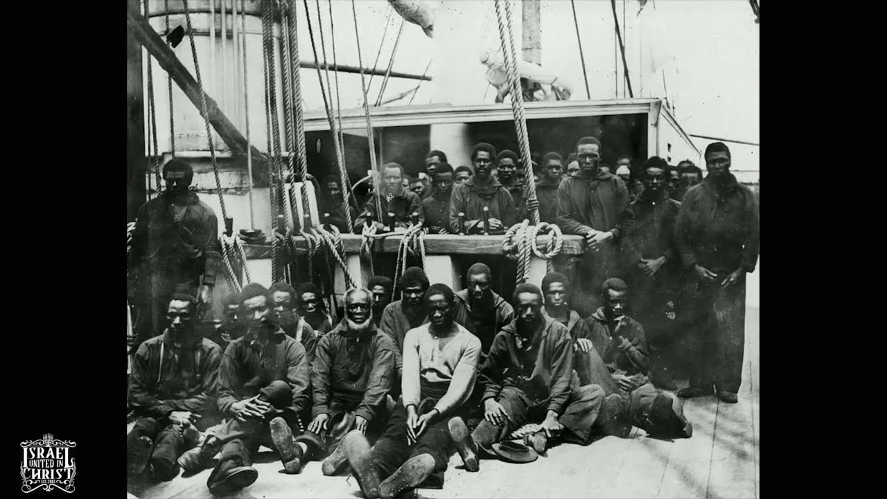 #IUIC | Historical pictures of slaves on slave-ships - Black History ...